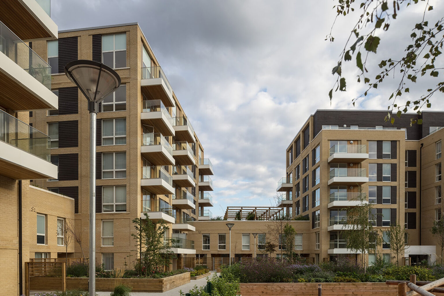 Evinox - provides seamless heat network hardware, technology & services